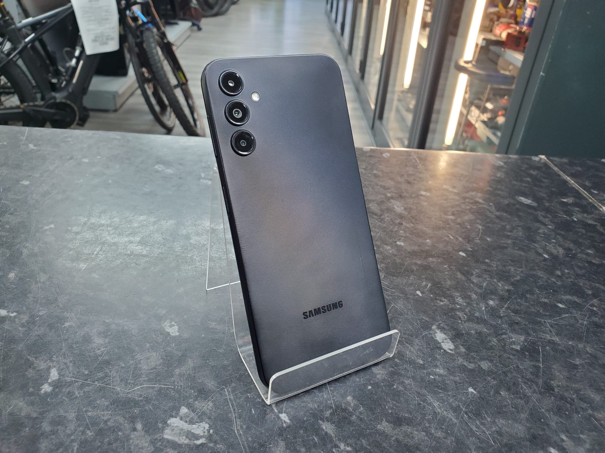 Pre-owned Samsung Galaxy A14 5G (64GB) Unlocked - Own4Less